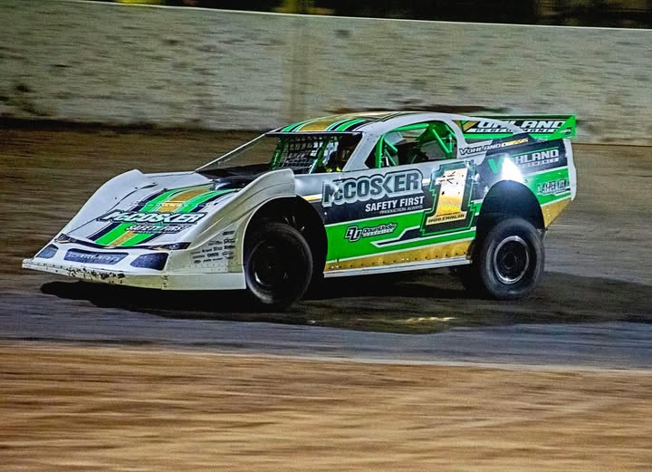 Raceday in Bundaberg ! : Super Sedan Association Inc.